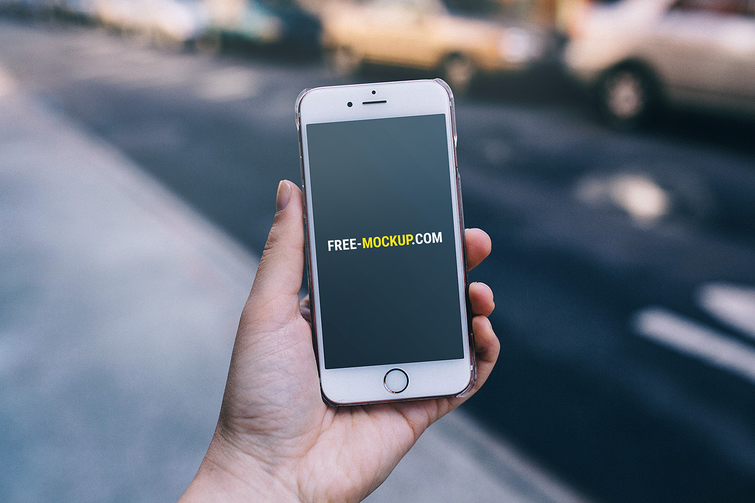 4 Free iPhone Mockups Pack | Free Mockup